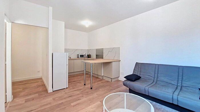 Appartement à louer - Saint Martin, Perpignan - 2 pièces - 1 chambre