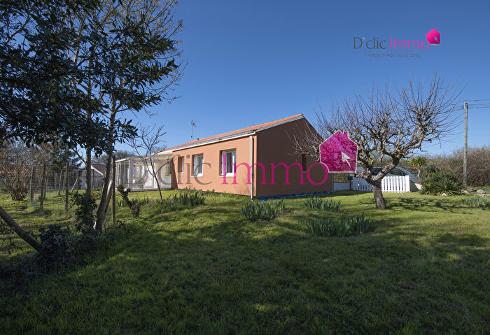 Maison à vendre - La Chapelle-Hermier - 4 pièces - 3 chambres