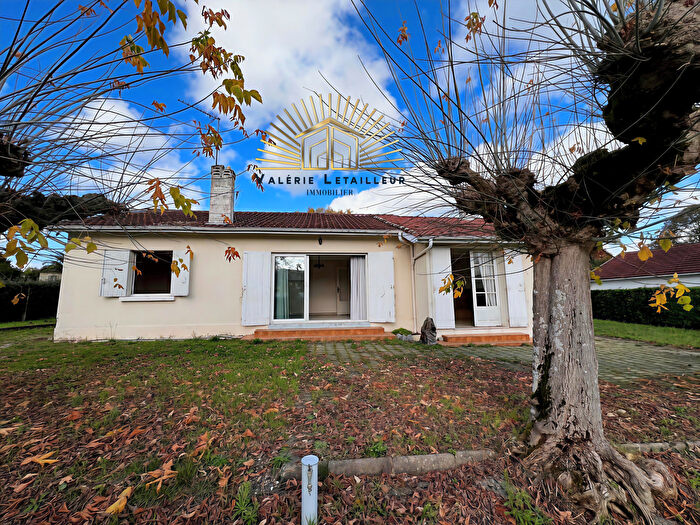 Maison à vendre - Pompignac - 5 pièces - 2 chambres