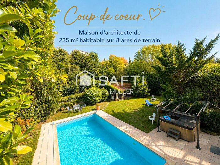 Maison 9 pièces à Brunstatt, à vendre
