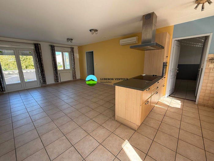 Caromb : Maison 4 pièces à louer