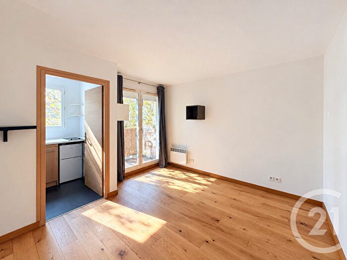 Appartement 1 pièce à louer à Saint-Maurice, Ecluse