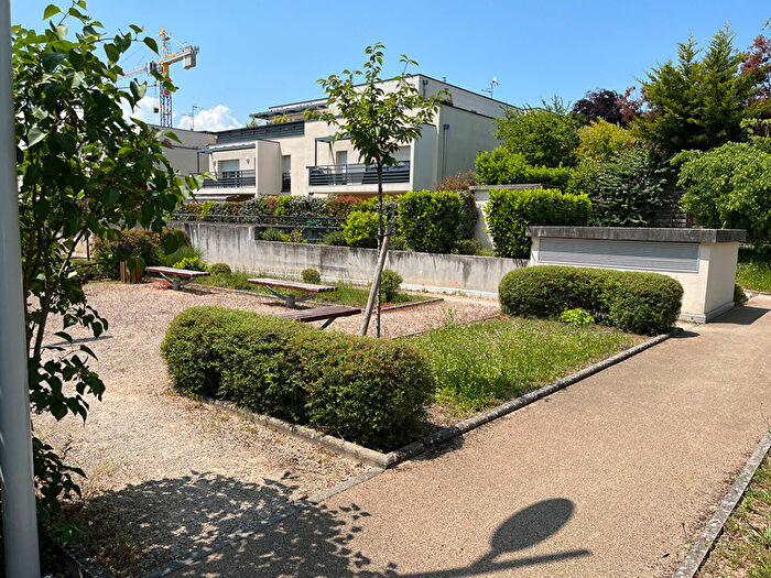 Appartement à louer - Ornex - 2 pièces - 1 chambre
