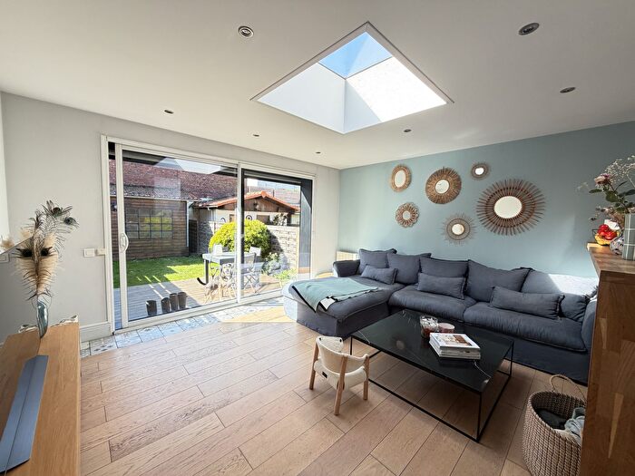 Maison à vendre - La Madeleine - 4 pièces - 3 chambres