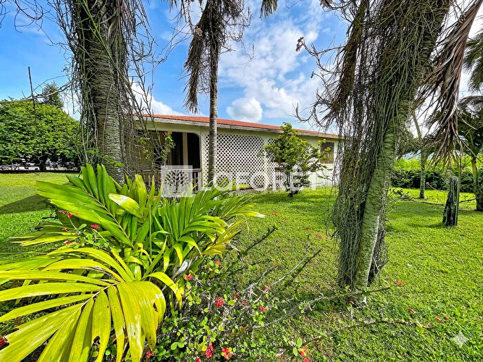 Maison 4 pièces à vendre à Baie-Mahault