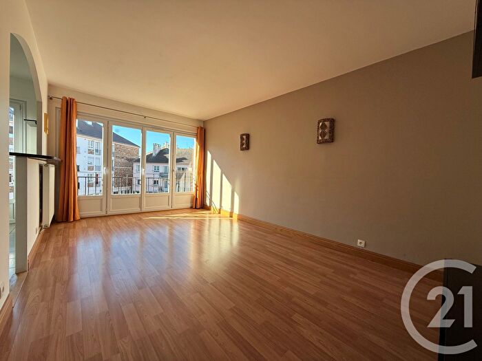 Maurepas, Centre-ville, Malmedonne - Appartement 2 pièces à louer