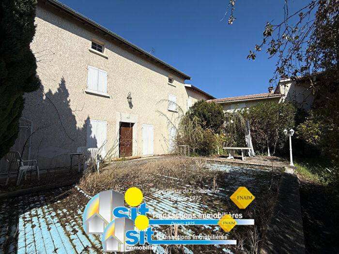 Maison à vendre - Reventin-Vaugris - 8 pièces - 5 chambres