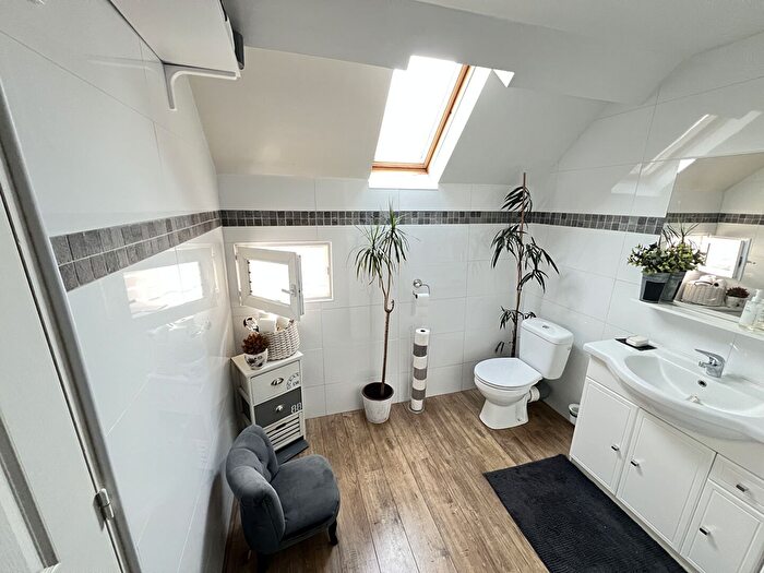 Maison à vendre - Penchard - 7 pièces - 2 chambres