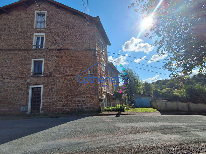 Maison à vendre - Pont-Trambouze - 9 pièces - 5 chambres