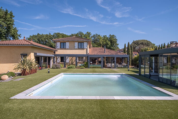 Maison 8 pièces à Montmerle-sur-Saône, à vendre