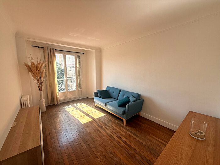 Appartement 2 pièces à Colombes, Centre-ville, à louer