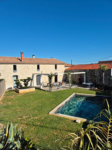 Maison 5 pièces à vendre - Saint-Germain-d'Esteuil
