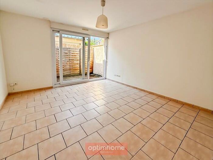 Sainte Anne-Faubourg, Amiens : Appartement 1 pièce à louer