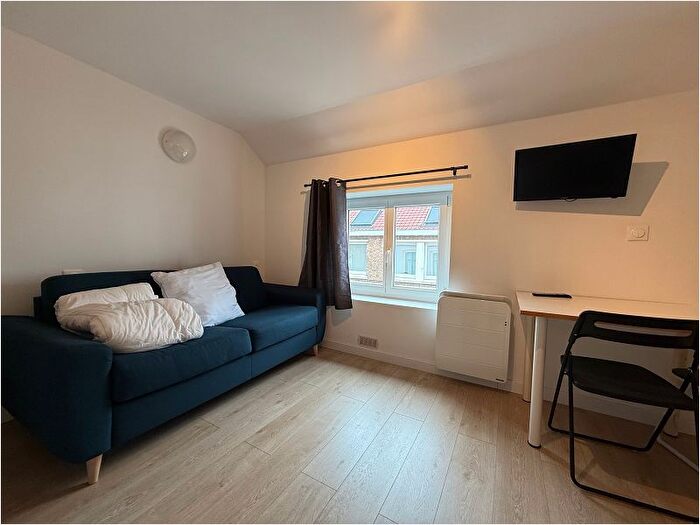 Lille, Wazemmes : Appartement 1 pièce à louer