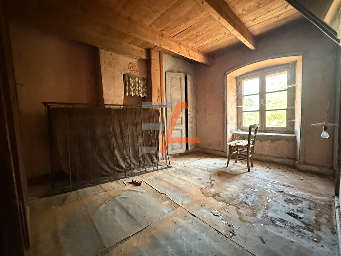 Maison à vendre - Saint-Julien-Chapteuil - 5 pièces - 2 chambres