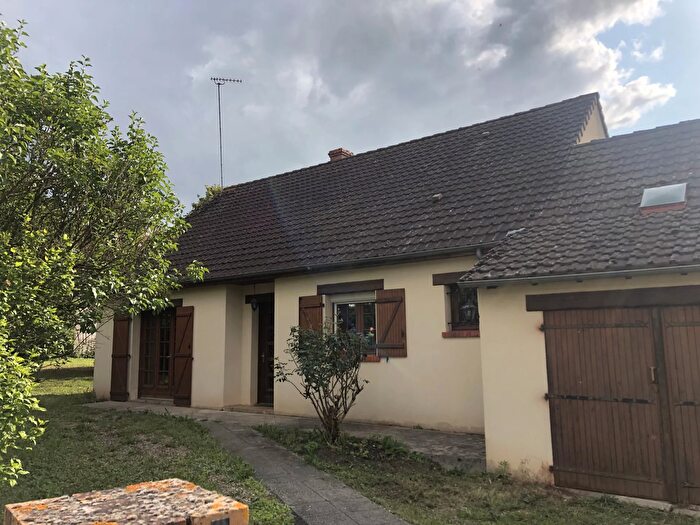 Maison à vendre - Poligny - 5 pièces - 2 chambres