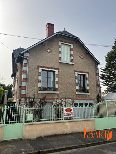 Maison à vendre - Bourges, Centre-ville, Charlet, Lahitolle, Pignoux, Sembat - 4 pièces