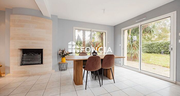 Maison à vendre - Saint-Symphorien - 6 pièces - 4 chambres