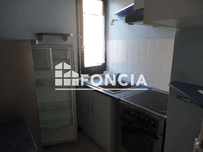 Appartement à louer - Centre Ville, Saint-Jean-de-Maurienne - 2 pièces - 1 chambre