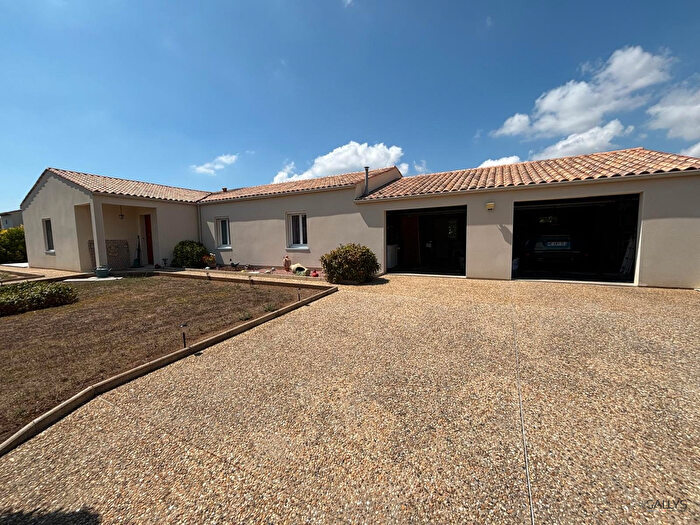 Maison 4 pièces à Meursac, à vendre
