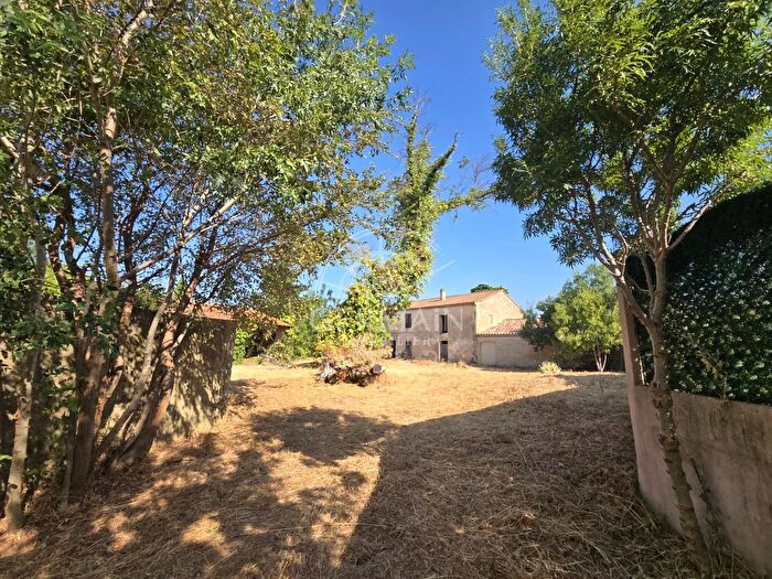 Maison 10 pièces à L'Isle-sur-la-Sorgue, Saint-Antoine, à vendre