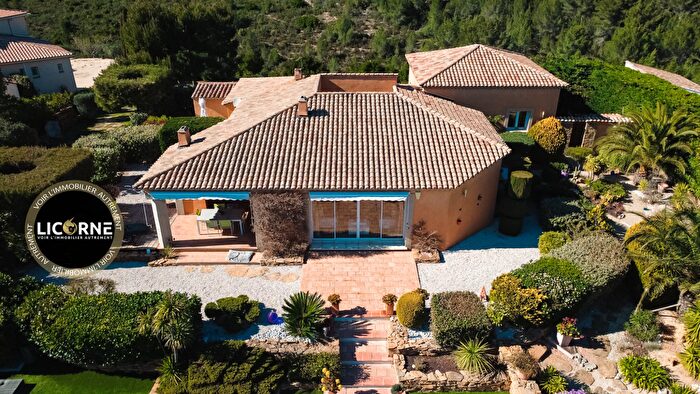 Maison à vendre - La Cadière-dAzur - 5 pièces - 3 chambres