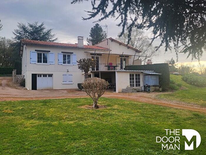 Maison à vendre - Saint-Gelais - 5 pièces - 3 chambres