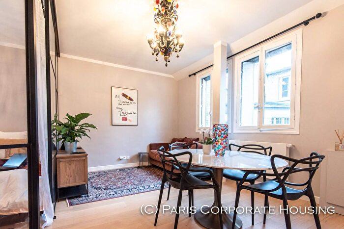 Appartement à louer - Muette Sud, Paris ème arrondissement - 2 pièces - 1 chambre