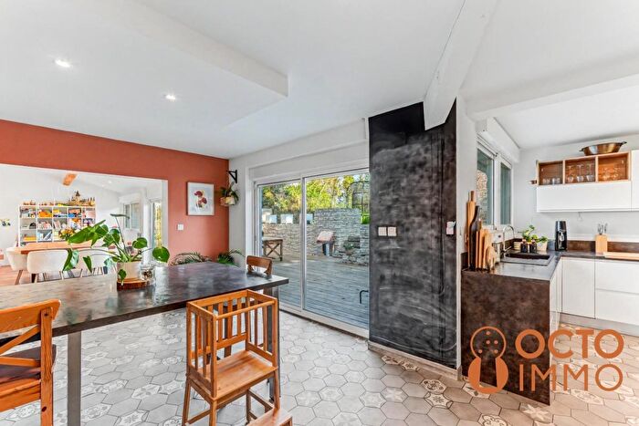 Maison à vendre - Marquefave - 7 pièces - 5 chambres