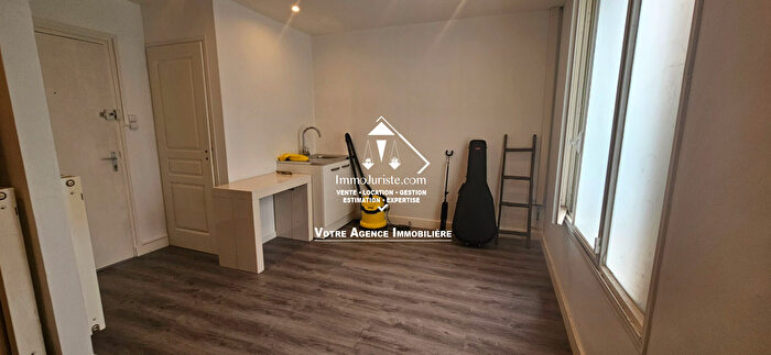 Appartement à vendre - Limoges, Centre-ville, Hôtel de Ville, Emailleurs - 1 pièce