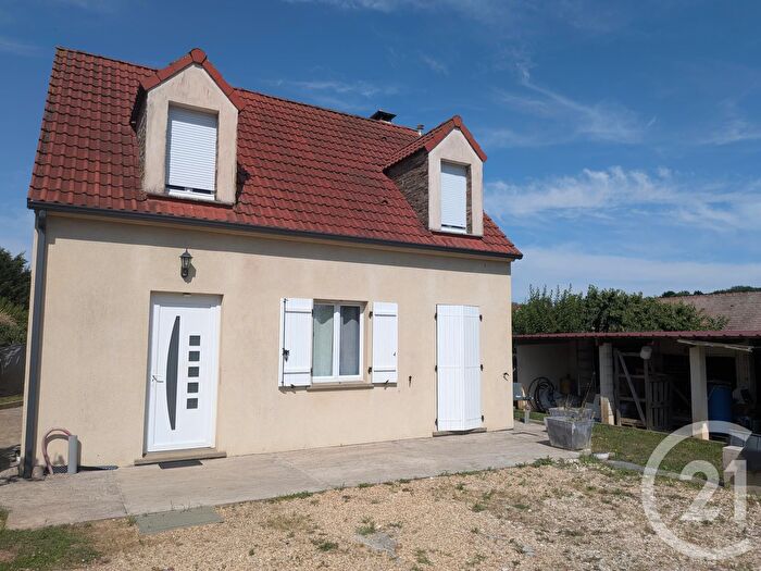 Maison à vendre - Saint-Germain-sous-Doue - 5 pièces - 3 chambres