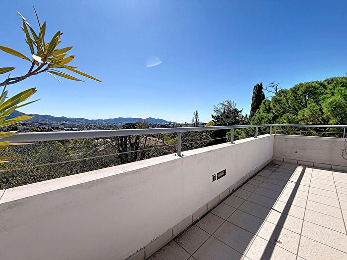 Appartement à vendre - Marseille e , La Fourragère - 5 pièces - 4 chambres