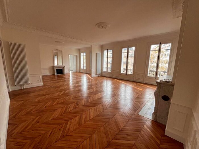 Appartement à louer - Paris e , Chaillot - 7 pièces - 5 chambres