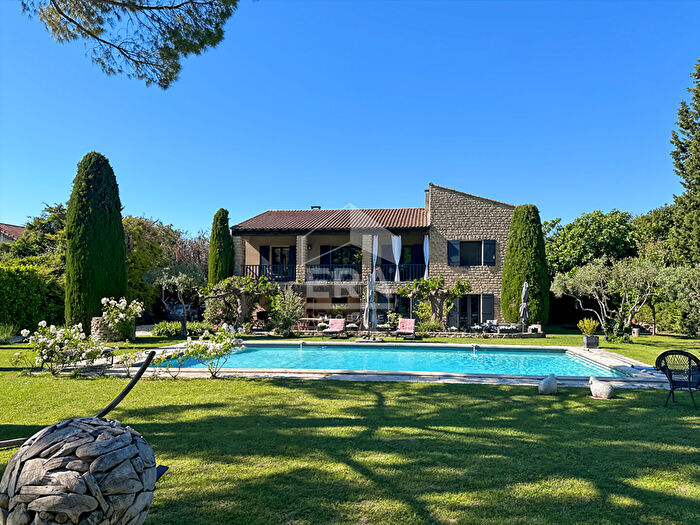 Saint-Rémy-de-Provence : Maison 8 pièces à vendre