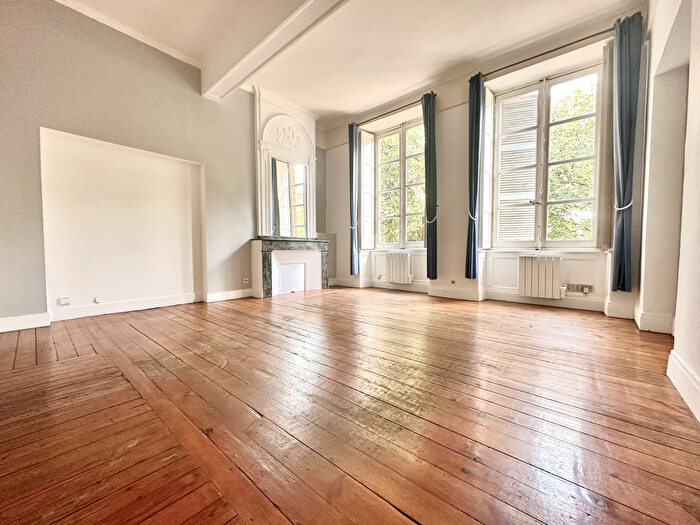 Appartement à louer - Toulouse, Les Carmes-Esquirol - 2 pièces - 1 chambre
