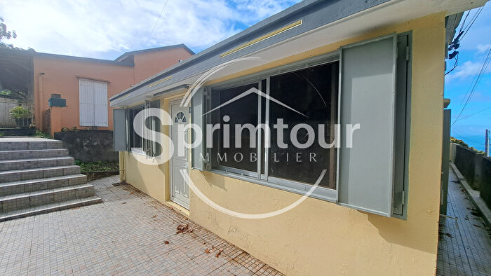 Appartement à louer - Saint-Claude - 3 pièces - 2 chambres