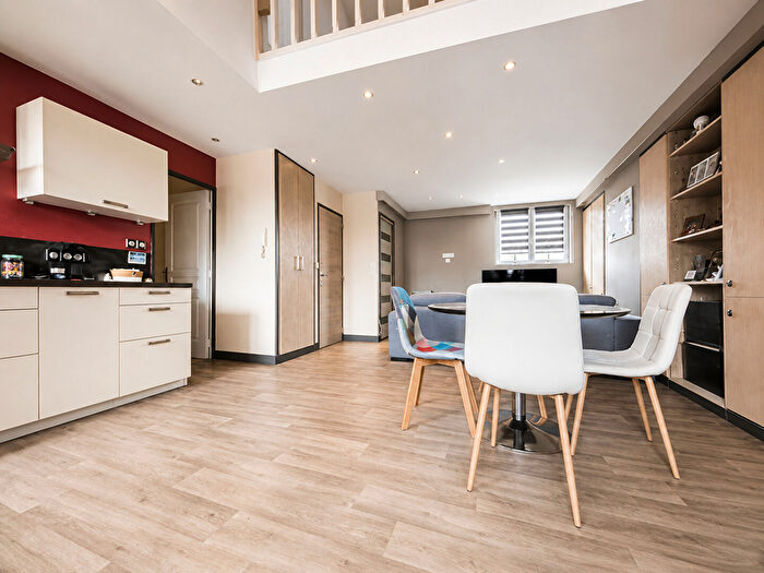 Appartement 3 pièces à Saint-Omer, Centre historique, à vendre