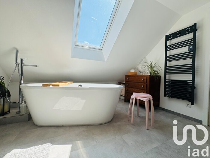 Maison à vendre - Saint-Martin-des-Besaces - 8 pièces - 6 chambres