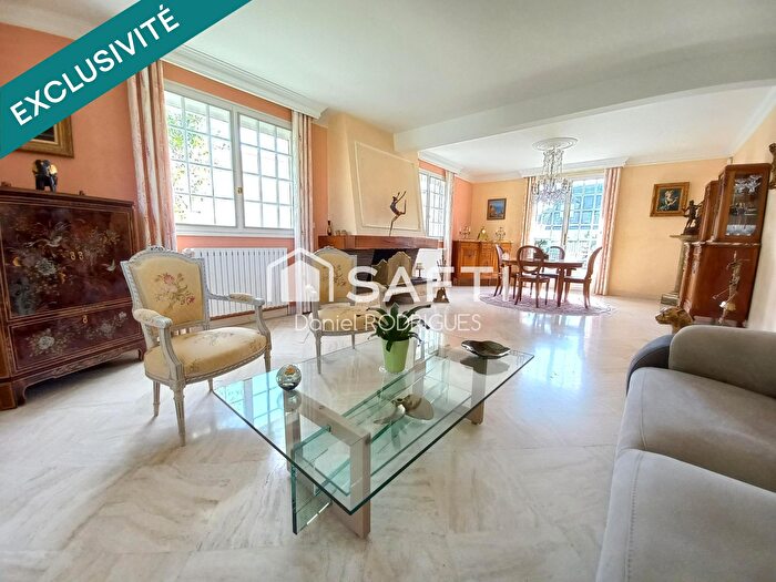 Maison 8 pièces à Ozoir-la-Ferrière, Archevêché, à vendre