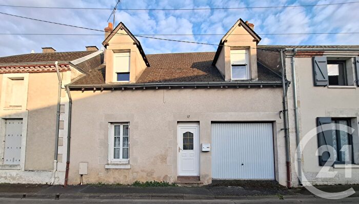 Maison à vendre - Issoudun, Saint-Paterne, Terres Rouges - 7 pièces - 4 chambres