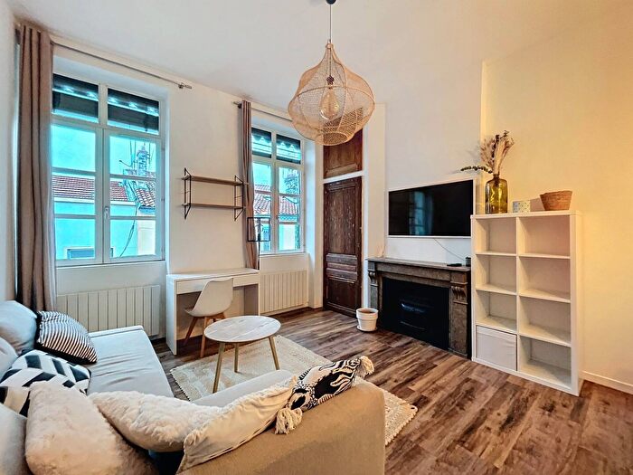 Appartement à louer - Lyon ème arrondissement - 2 pièces - 1 chambre