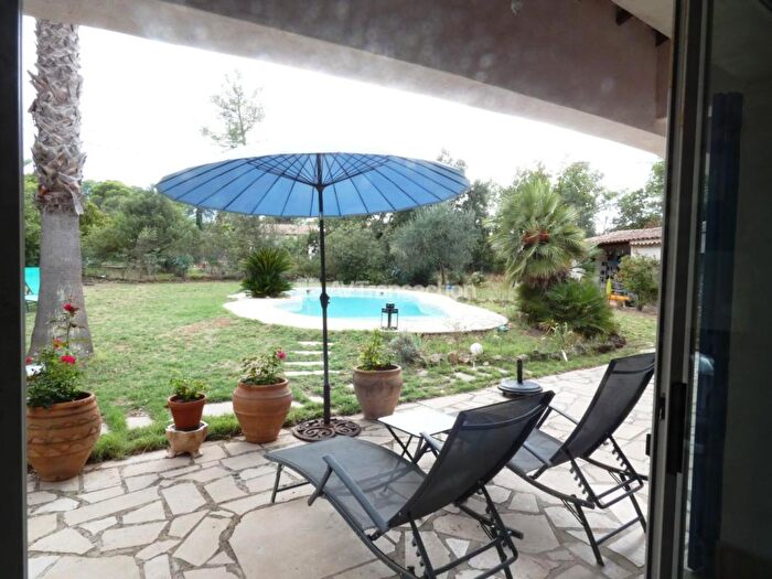 Maison à vendre - Le Cannet-des-Maures - 4 pièces - 3 chambres