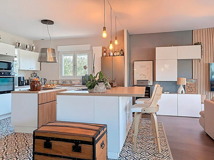 Maison à vendre - La Salvetat-Saint-Gilles - 4 pièces - 3 chambres