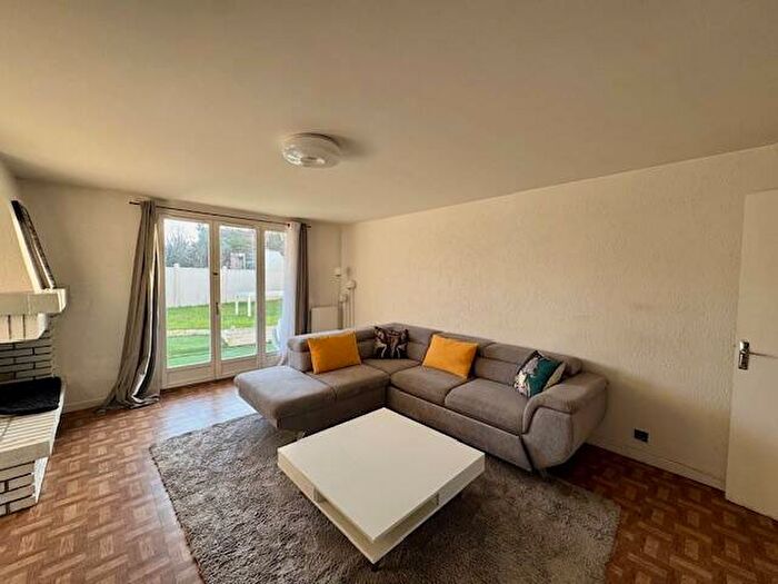 Appartement à louer - Pierre Lecorre, Paray-Vieille-Poste - 2 pièces - 1 chambre