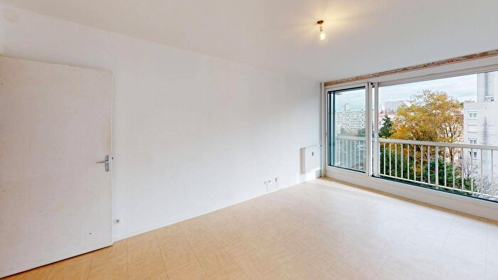 Appartement à louer - Bizillon-Centre Deux, Saint-Étienne - 1 pièce - 1 chambre