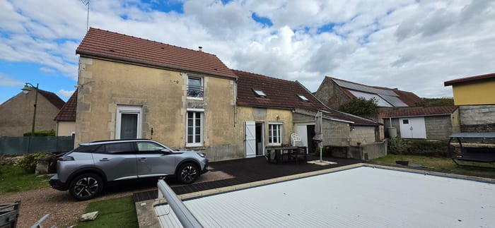 Maison 6 pièces à vendre à Surgy