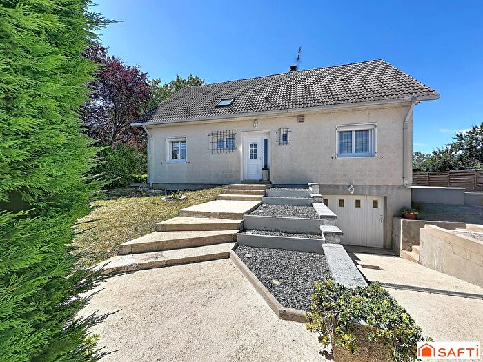 Maison 7 pièces à vendre à Villeblevin