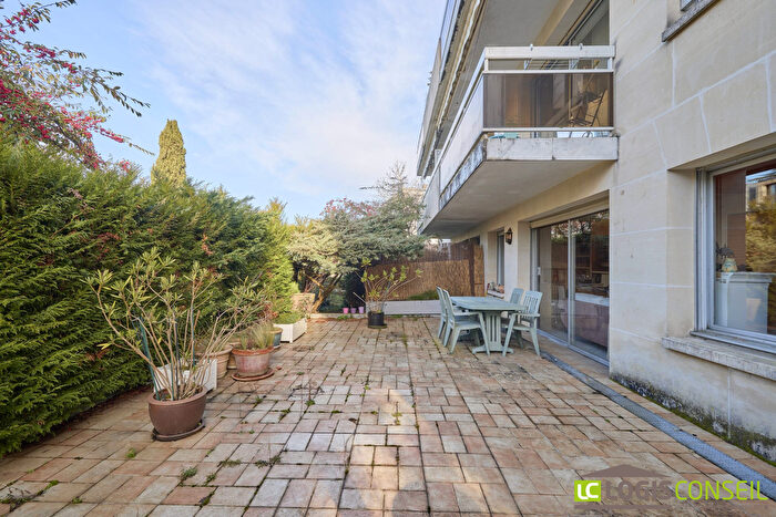 Appartement à vendre - Châtenay-Malabry, Seignelay - 2 pièces - 1 chambre