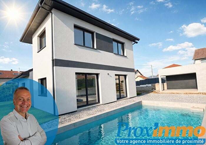 Maison à vendre - Voiron - 5 pièces - 4 chambres