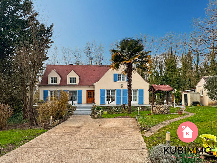 Maison à vendre - Bussy-Saint-Georges, Violennes, Village - 8 pièces - 6 chambres